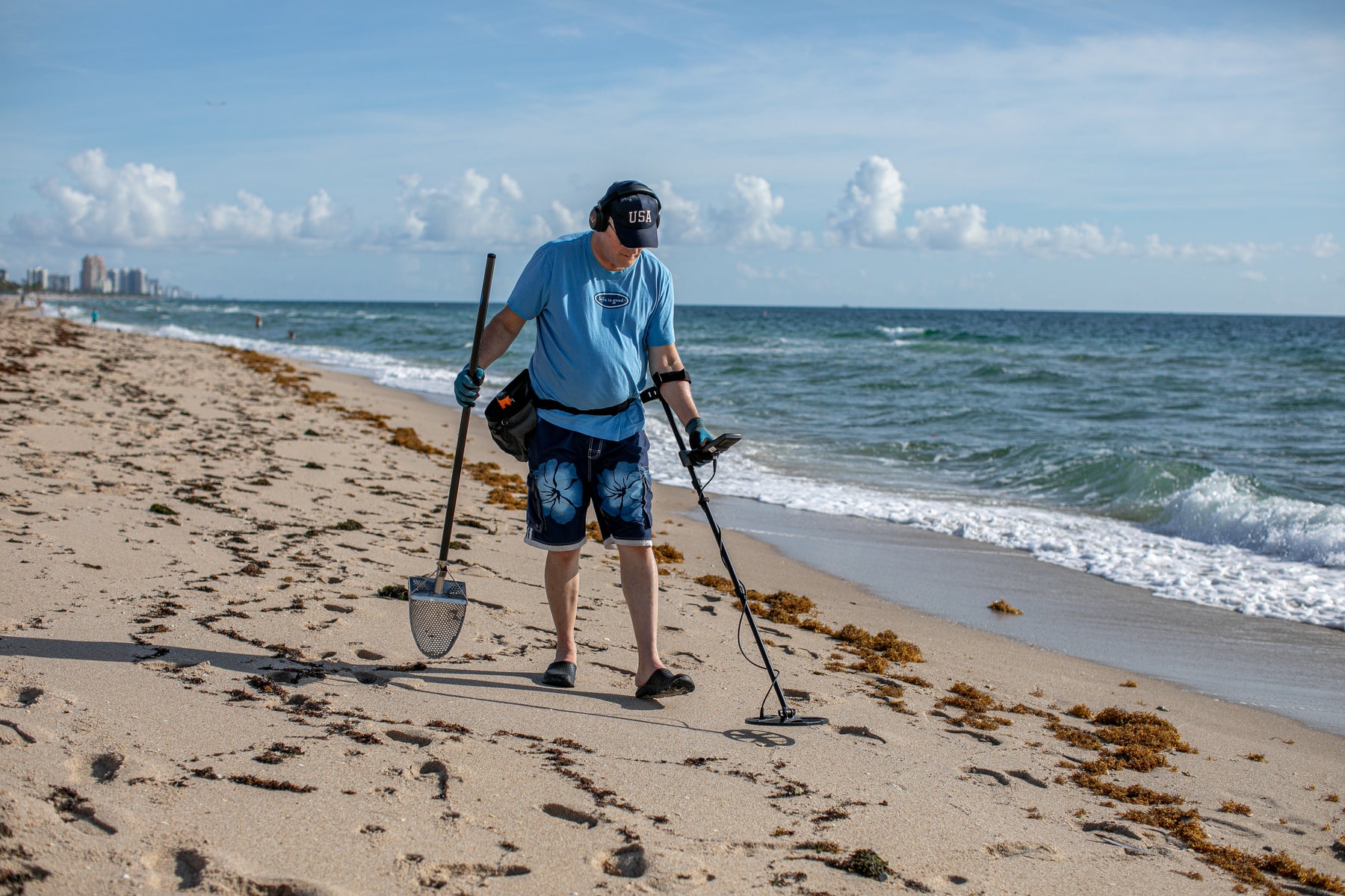 Buy CKG 9x6 Sand Scoop | Official ckgscoop.com